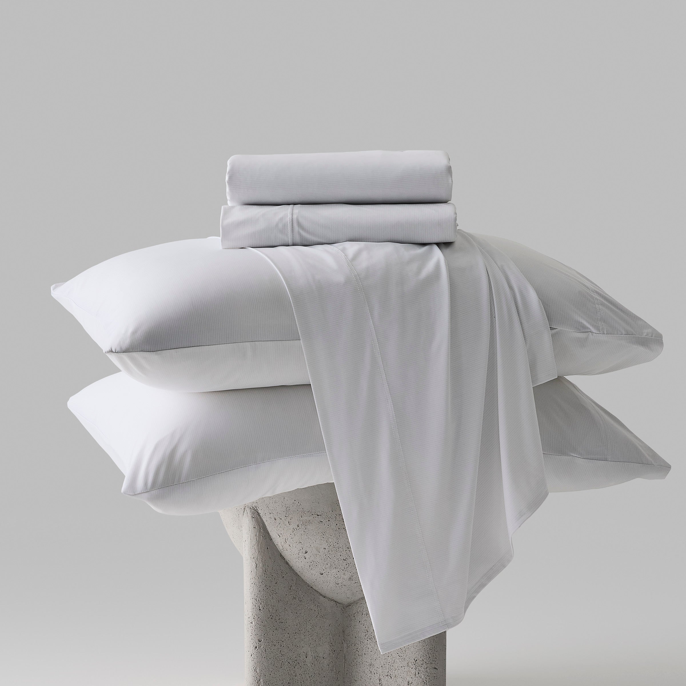 Graph-Iced Ultra Cold Sheets: Our Best, Coolest Sheets | Hush Canada