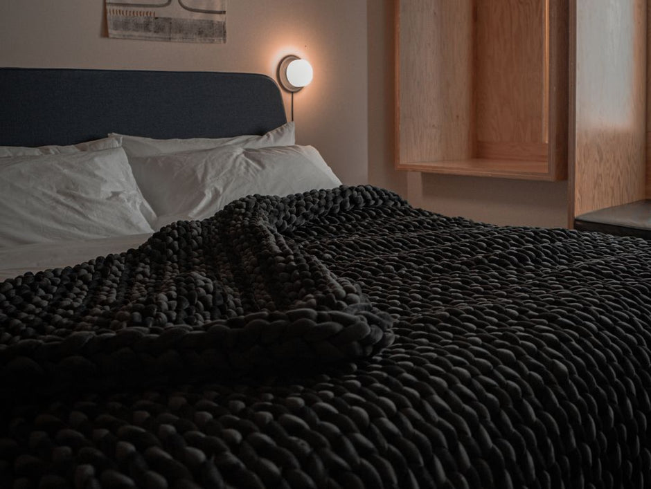 Hush Blankets | Black Mega Knit (Drake Blanket)